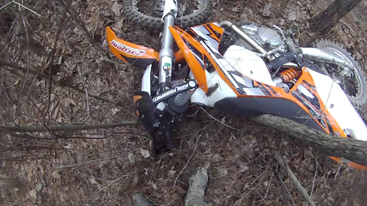 KTM 450 xcw Crash in the trees - YouTube