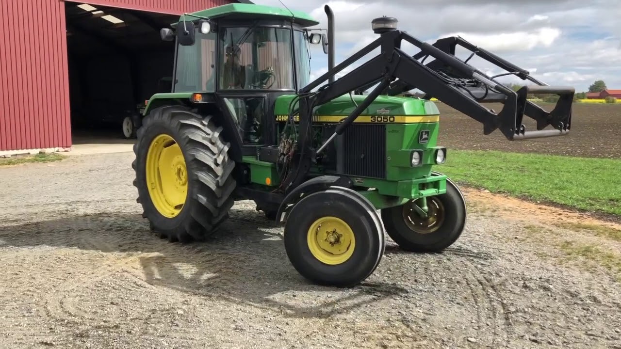 KöpTraktor John Deere 3050 2WD med lastare på Klaravik - YouTube