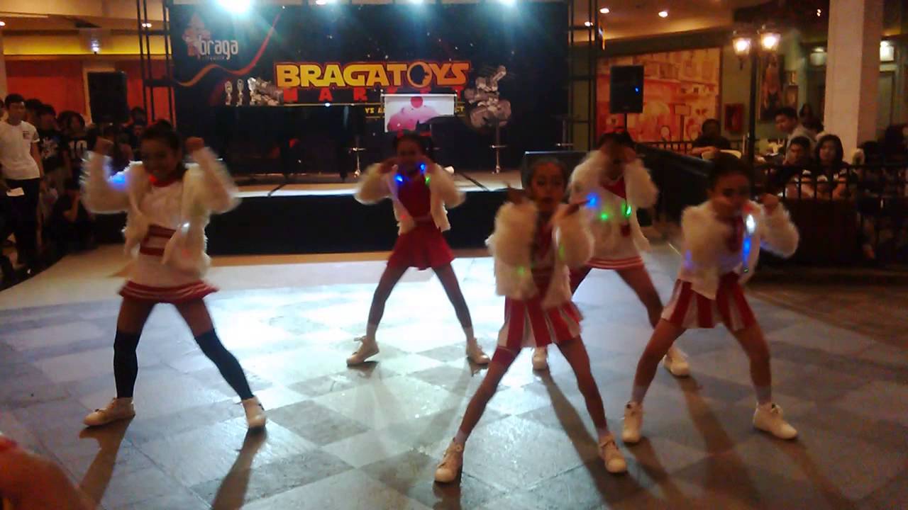 CUPCAKE Dance Crew at BRAGATOYS MARKET KOREAN COVER DANCE - YouTube