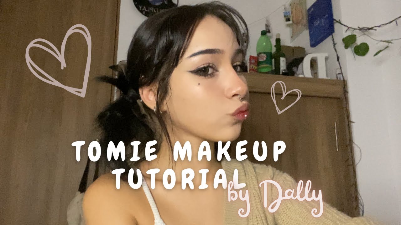 TOMIE MAKEUP TUTORIAL - maquillaje de Tomie 🌷 || unnameddly - YouTube