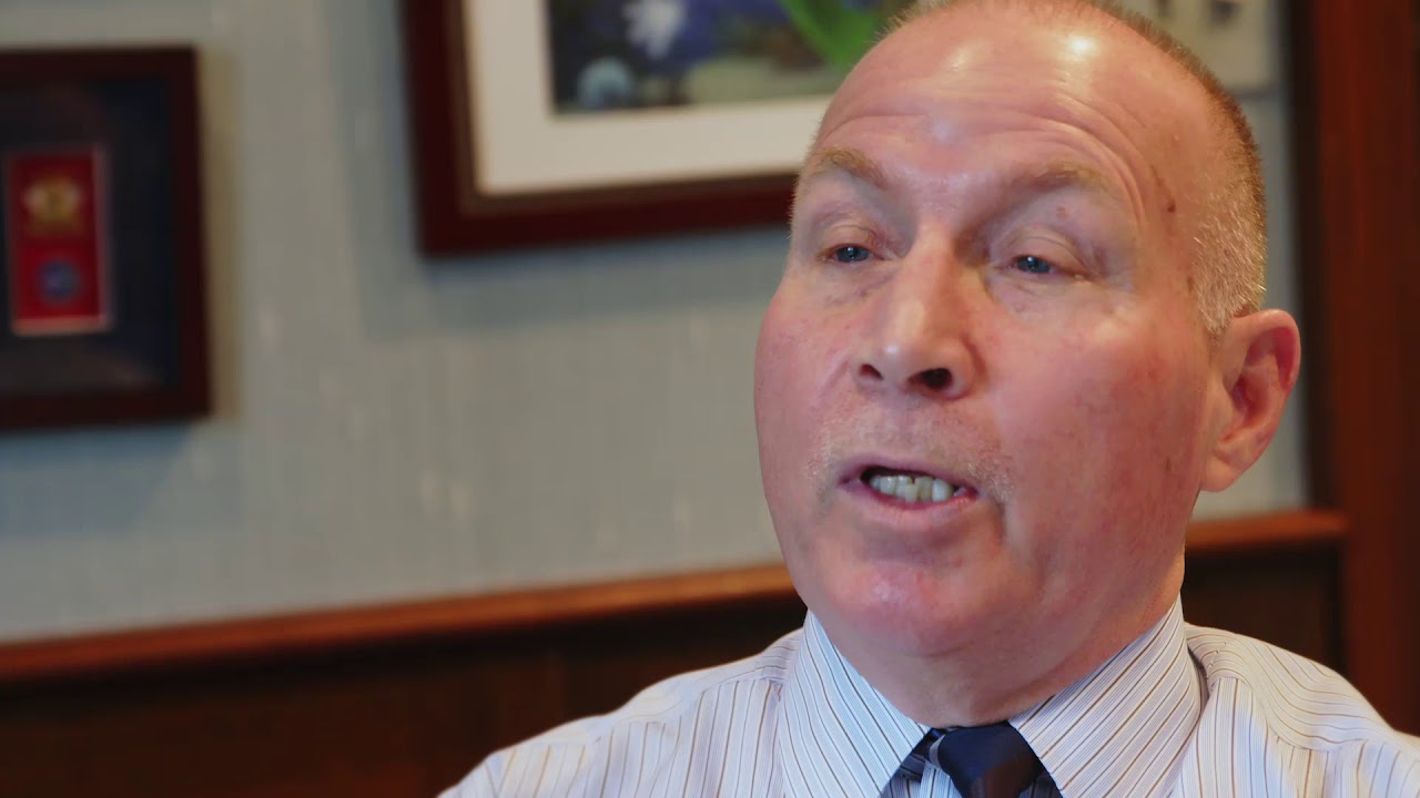 Dr. Craig: Benefits of laparoscopic surgery - YouTube