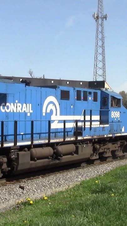 Conrail 8098 - YouTube