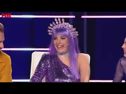 Ayna'nin Performansı (\