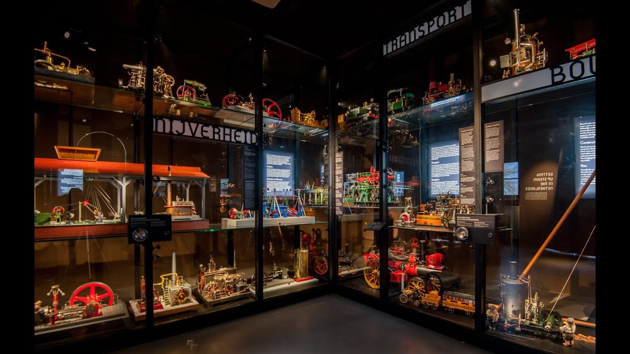 Model steam engines at the Steam Engine Museum in Medemblik, Holland ...