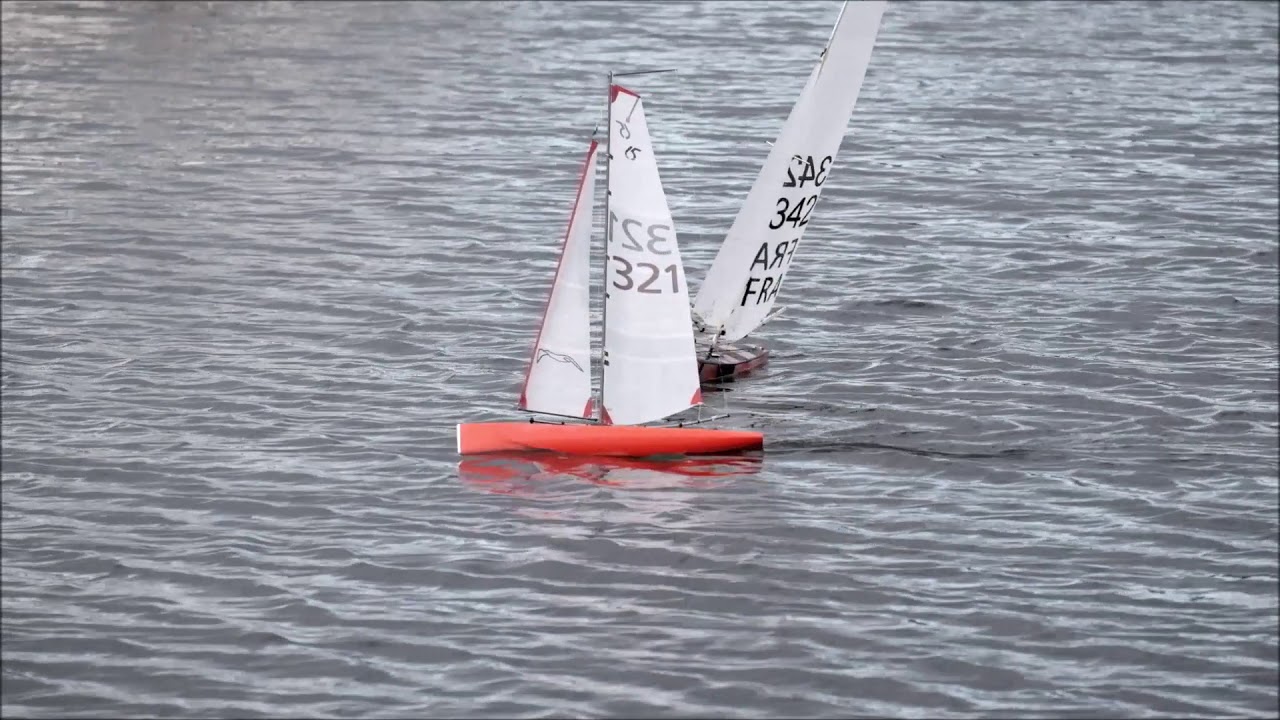 RG65 Manta et Ghost à Carentan - YouTube