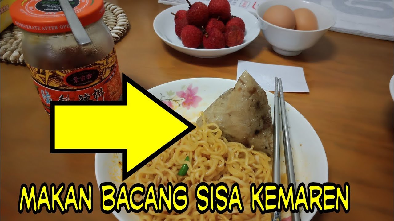 Tkw ini makan bacang sisa sembahyangan kemaren - YouTube