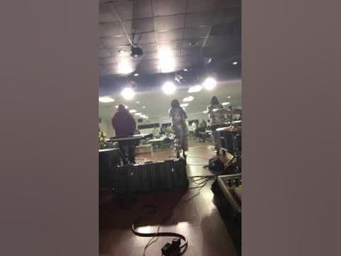 Pastor Jerry Jones and the Fantastic Jones Family - YouTube