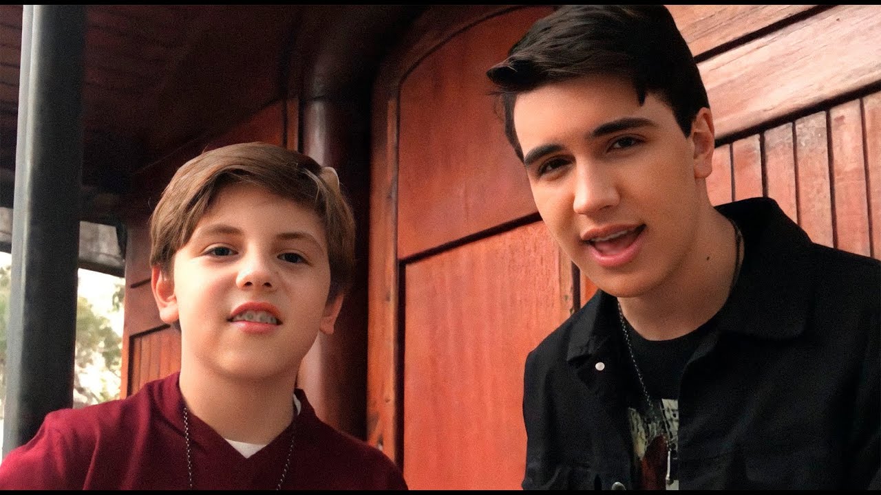 Gabriel Milan & Matheus - Não Faz Mal (Clipe Oficial) - YouTube