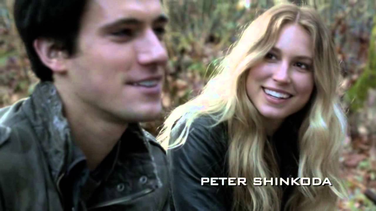 Falling Skies Season 3 Hal And Maggie