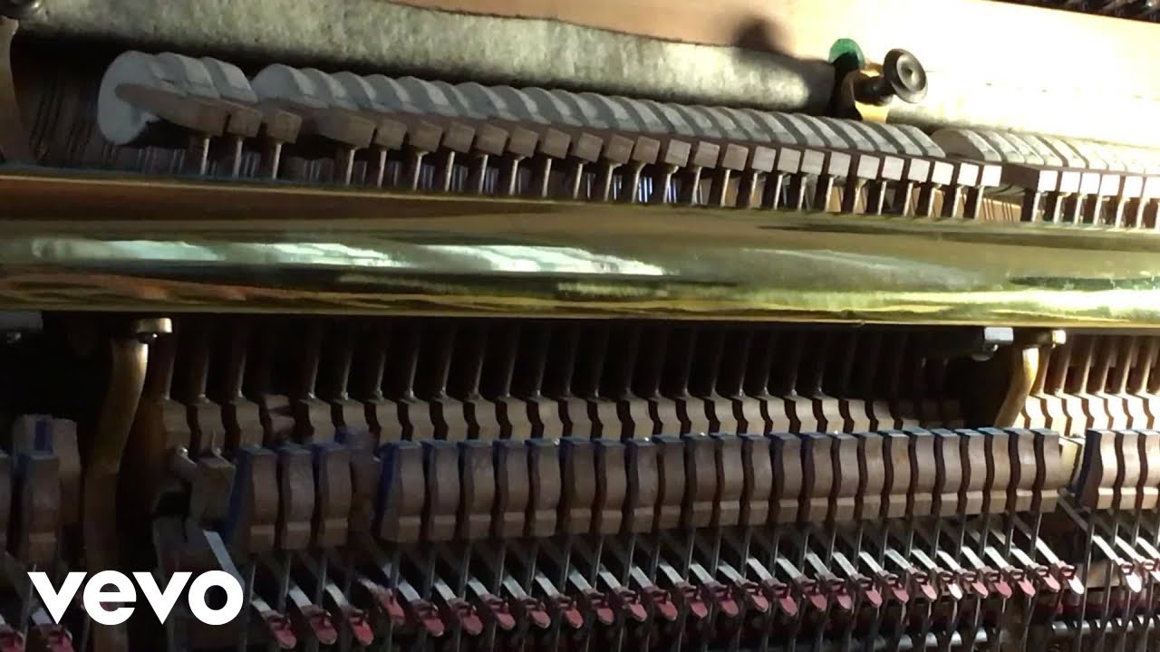 production pepier - Made of stell - YouTube