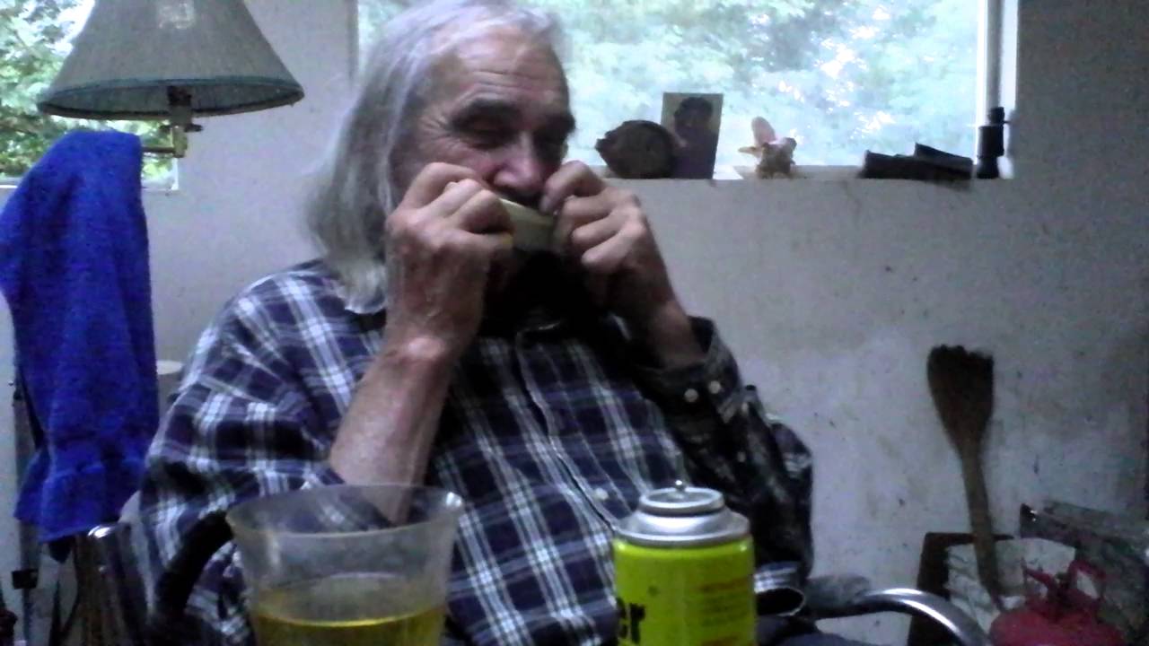 Over the Rainbow - wax paper and comb version - YouTube