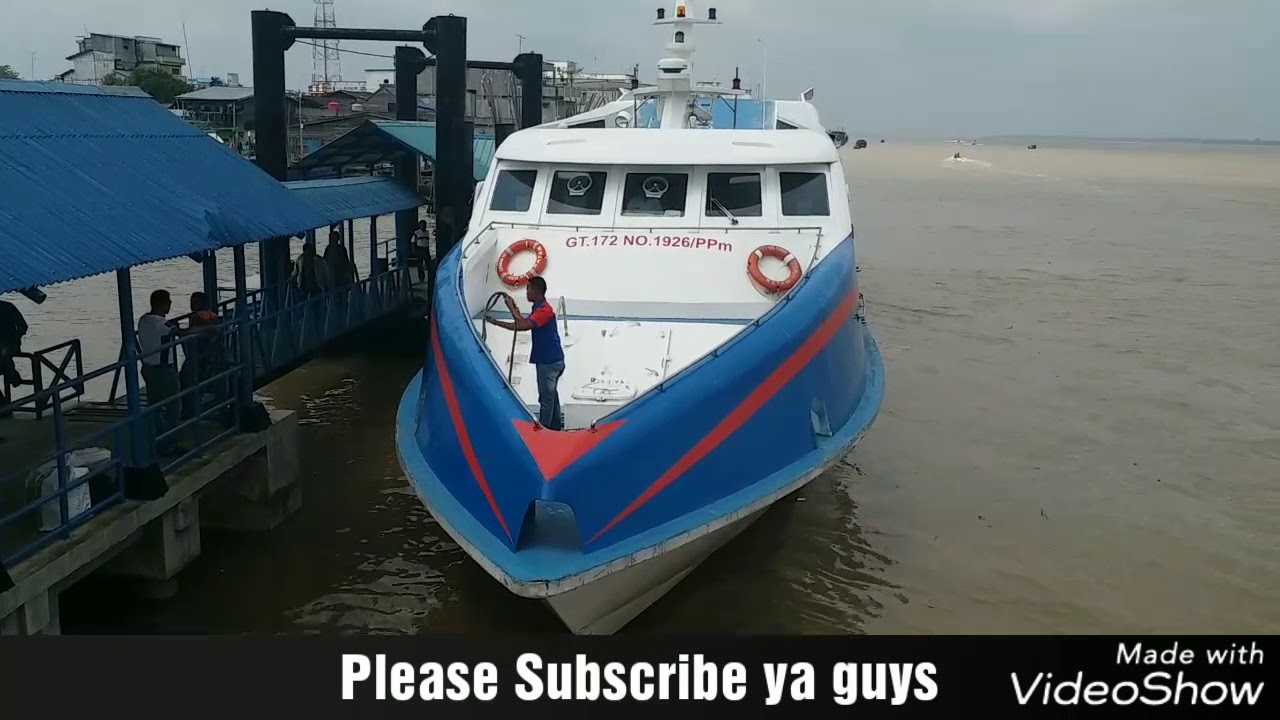 Dumai line di pelabuhan tanjung harapan selat panjang - YouTube