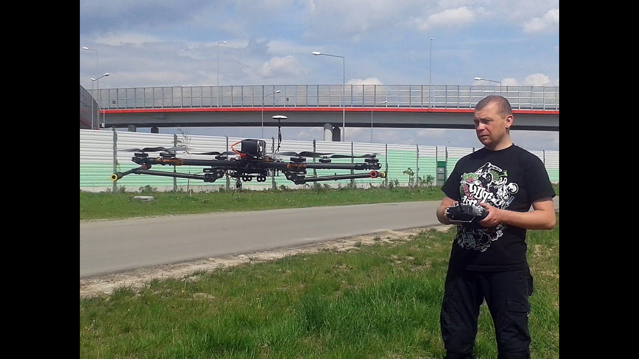 Pierwszy oblot modelu hexacoptera Tarot 960. - YouTube