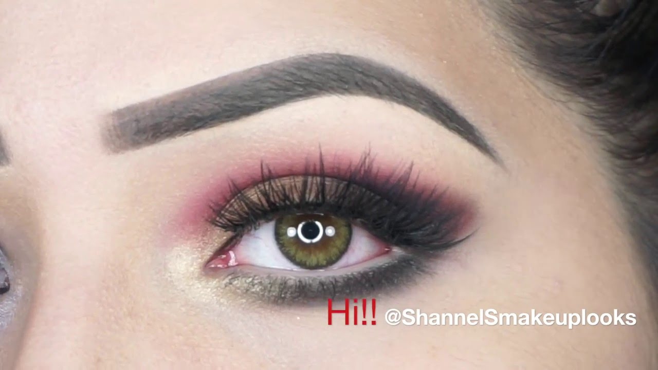 Makeup tutorial ft MakeupGeek eyeshadows - YouTube