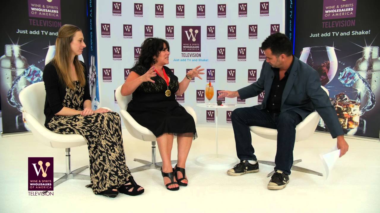 WSWA TV - Victoria D'Amato-Moran & Nicole Preiss - YouTube