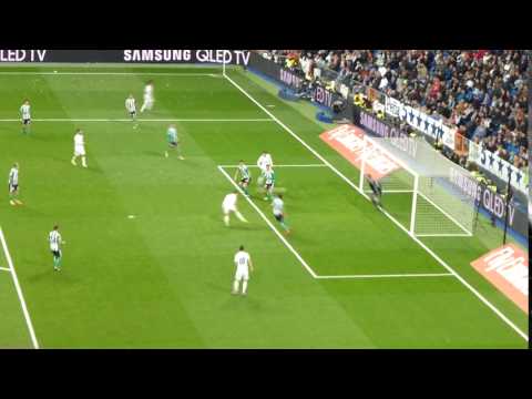 Christiano Ronaldo Goal vs R.Betis 2016-17