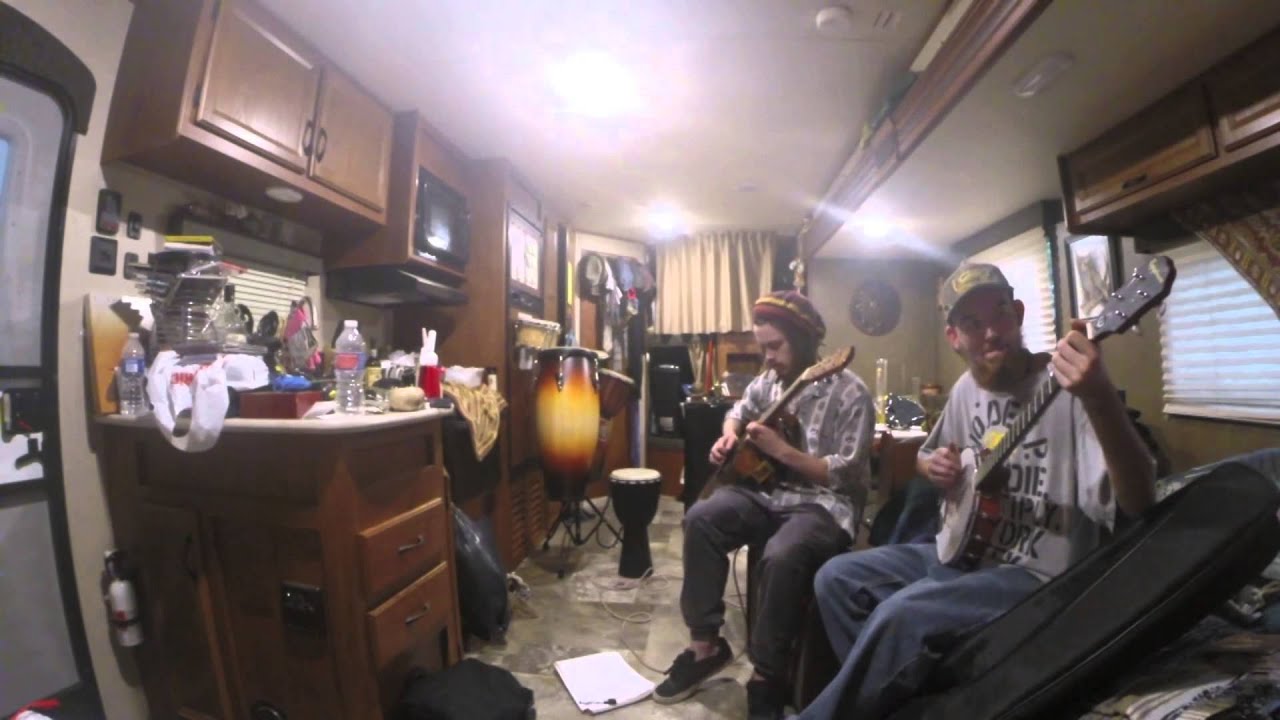 Jam sessions in the RV 2015 - YouTube