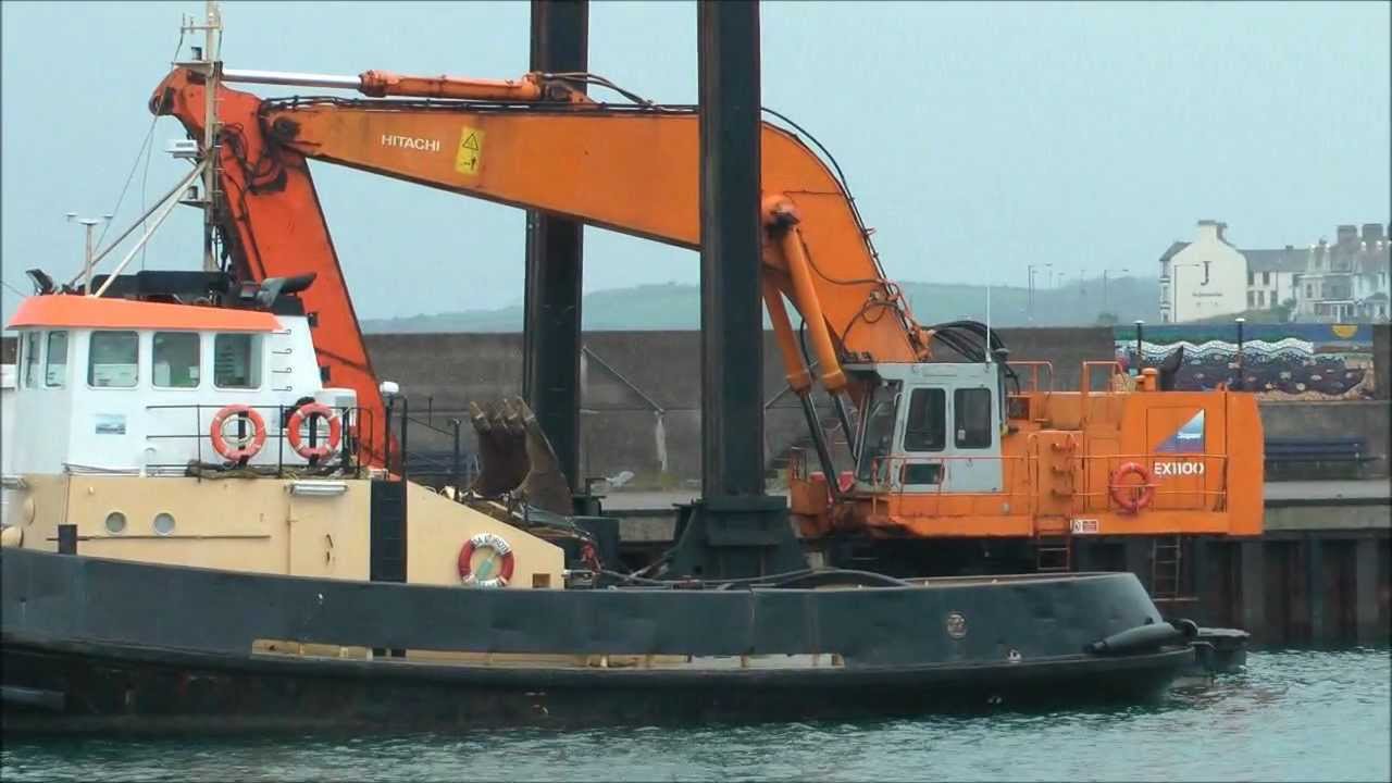 Hitachi EX1100 excavator - YouTube