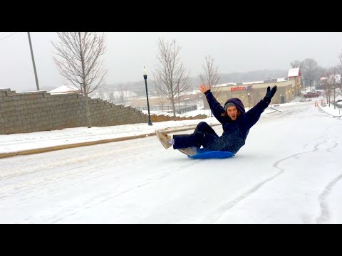 SLEDDING FAIL - YouTube