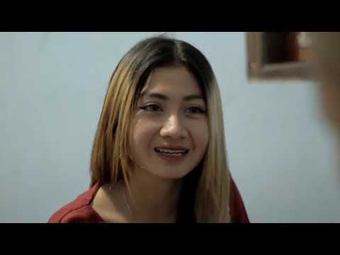 Sales obat minta jatah apem pelanggan - Short Movie