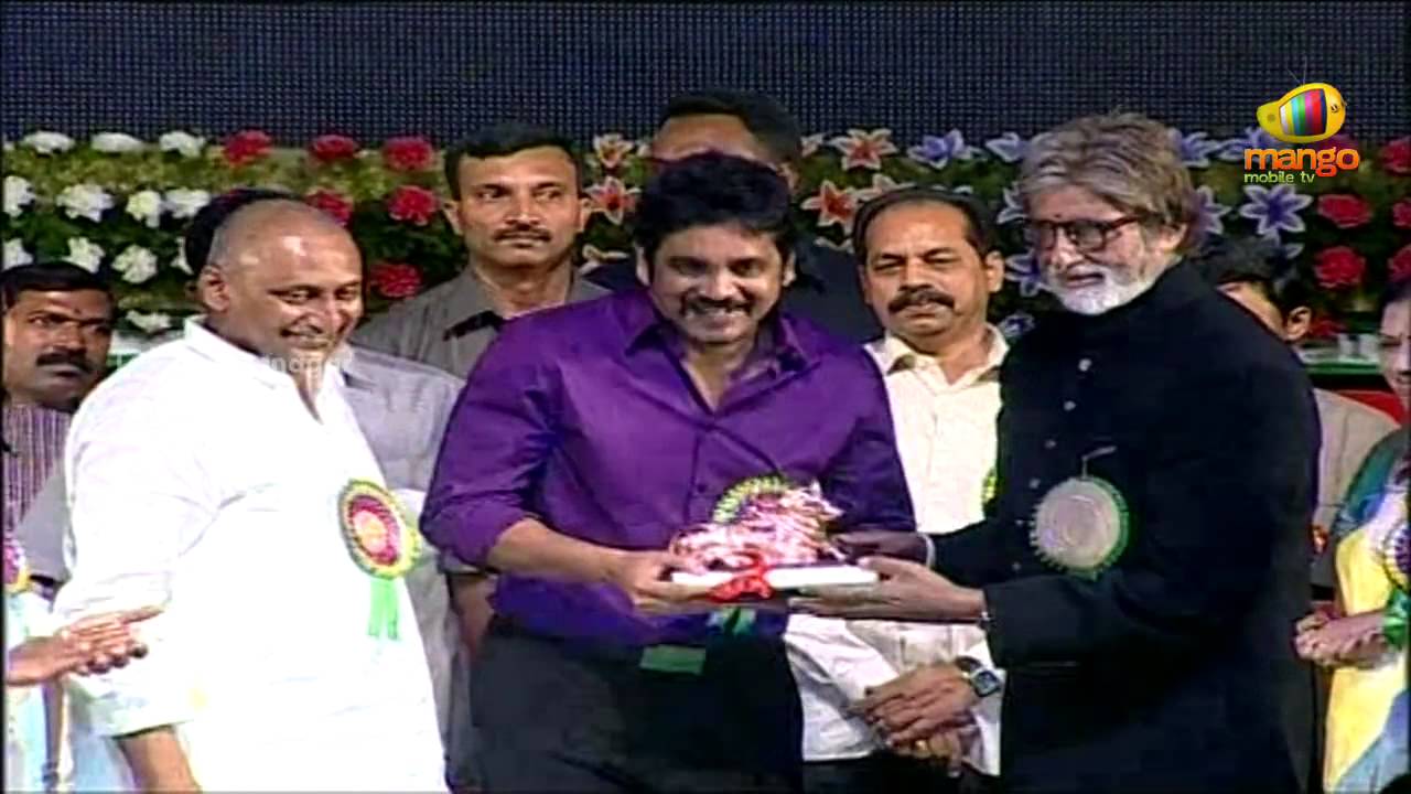 King Nagarjuna receive Nandi Award | Nandi Awards Function | Telugu ...