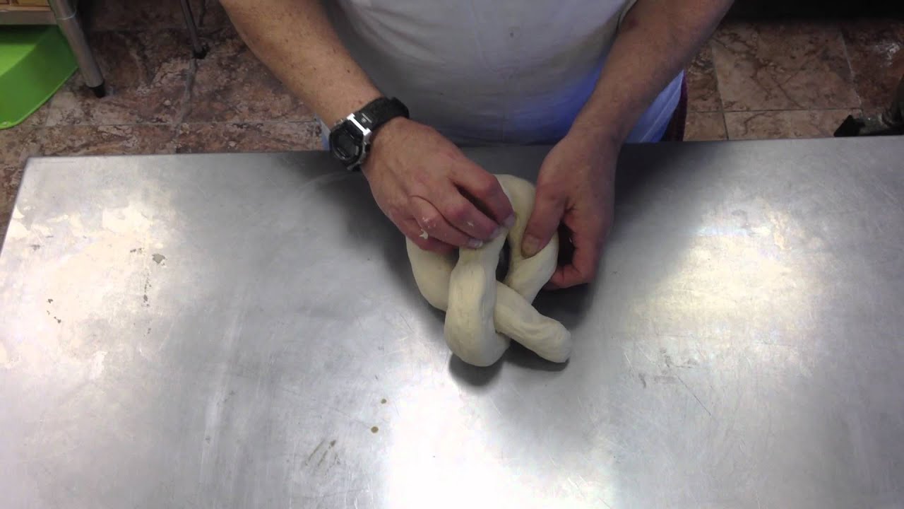 Another example of a single strand braid - YouTube