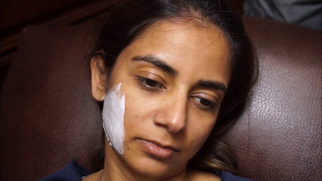 Rookie Shaving a Lady's Face with Straight Razor - YouTube