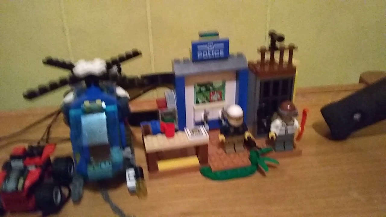 First Lego set - YouTube