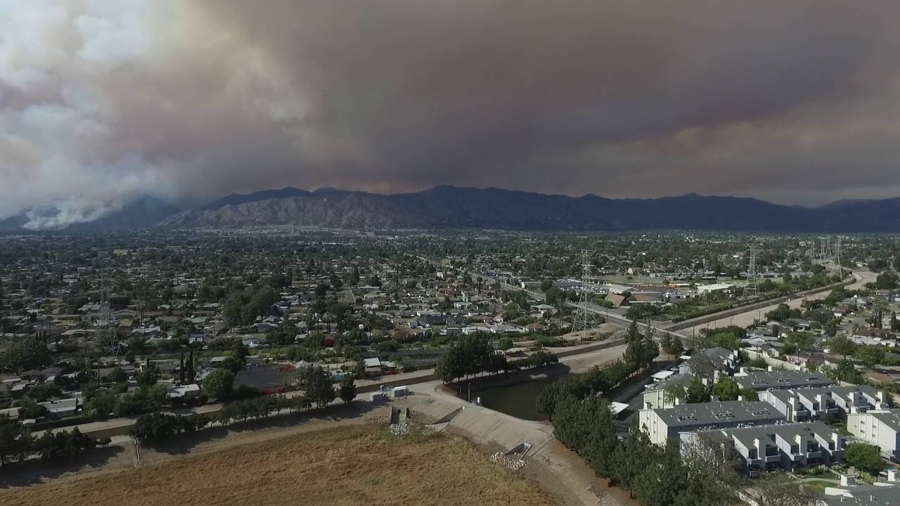 Drone flight 122, Fish and Resevior fire, Duarte, CA - YouTube