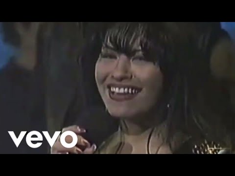Selena-Bidi Bidi Bom Bom||Padrísimo 1995 - YouTube