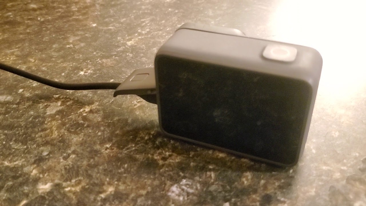 GoPro Here 7 Silver Not Charging - YouTube