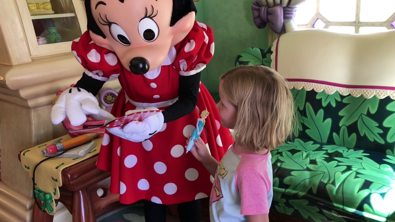 Disneyland 2017 Meeting Minnie Mouse 3 - YouTube