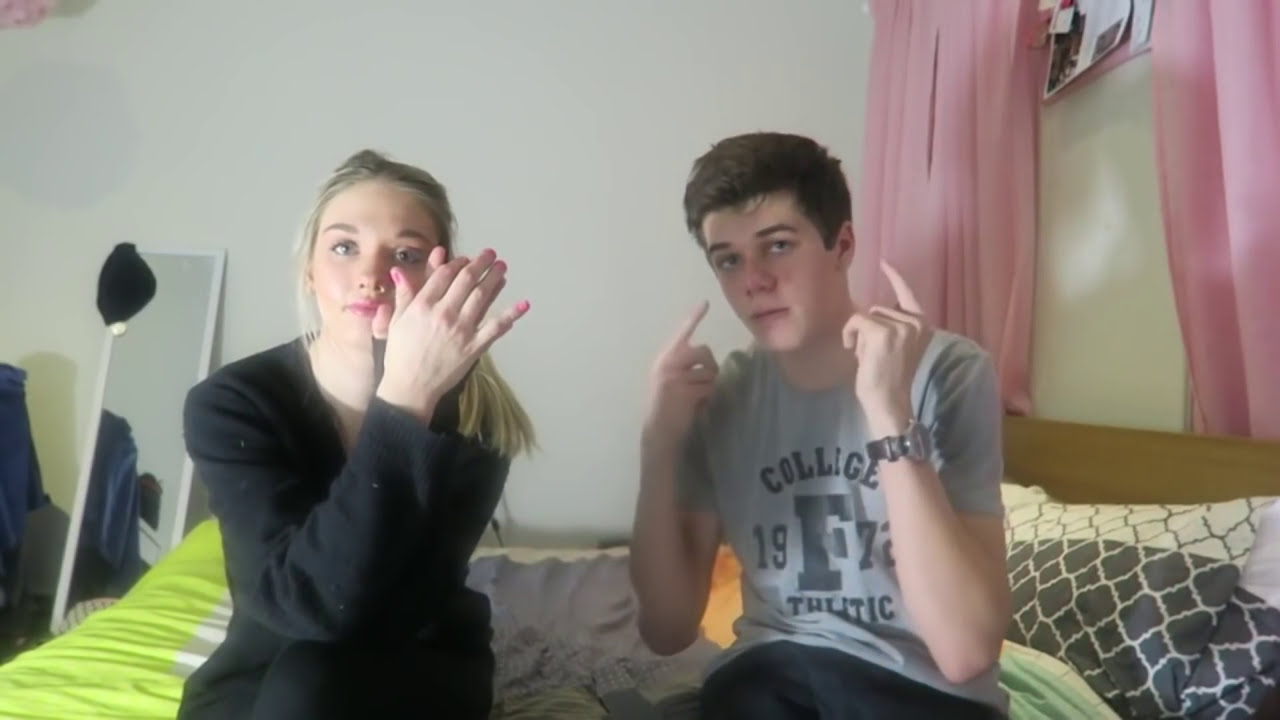 Boyfriend vs Girlfriend Prank,funny game 2016 - YouTube