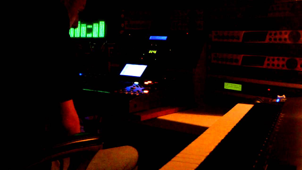 MPC 5000-Proteus 2500-Alesis QSR - YouTube