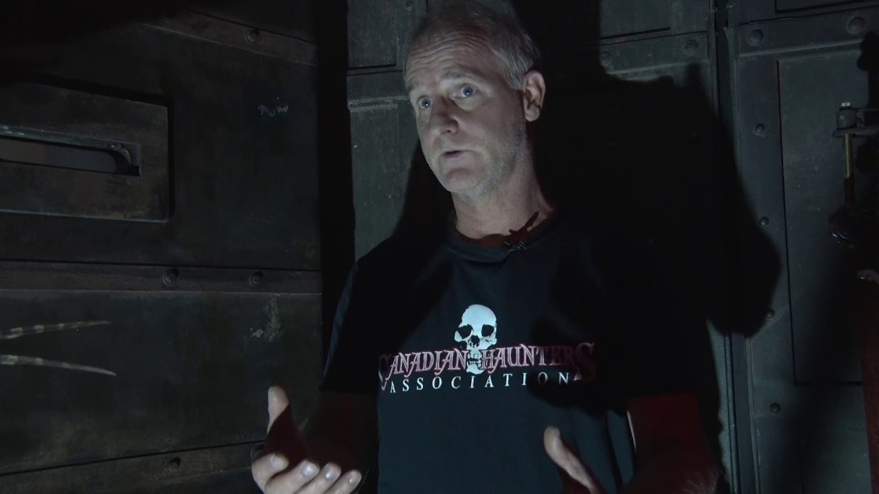 Anmore Manor Dungeon Haunted House - YouTube