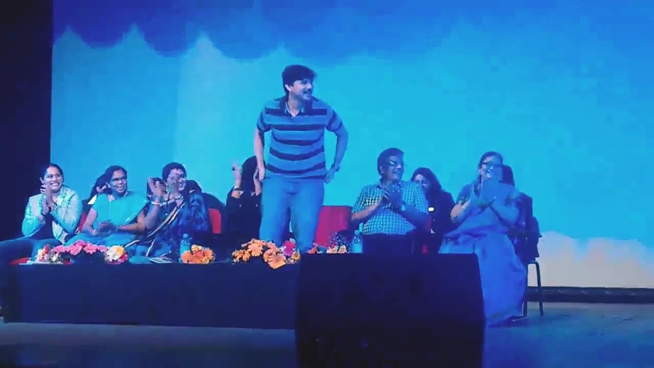 Singer Anupama Rajesh Krishnan songs mashup - YouTube