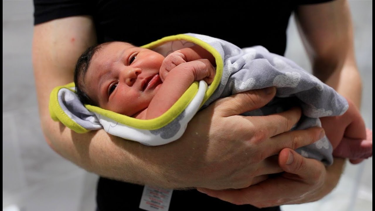 THE FIRST WEEKS WITH A NEW BABY - YouTube