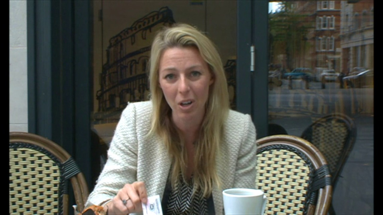 Chloe Hayward, BBC Reporter - YouTube