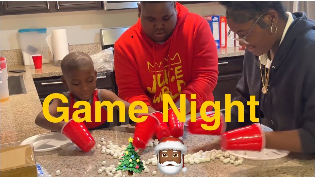 Vlogmas Day:13 🎄 Game Night!! w/ The Family / Hungry, Hungry Reindeer ...