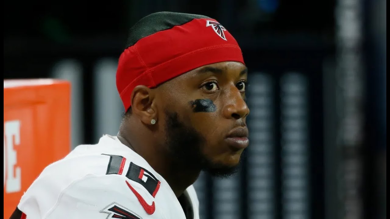 NFL Wide Receiver Cut on Monday Following His Arrests - YouTube