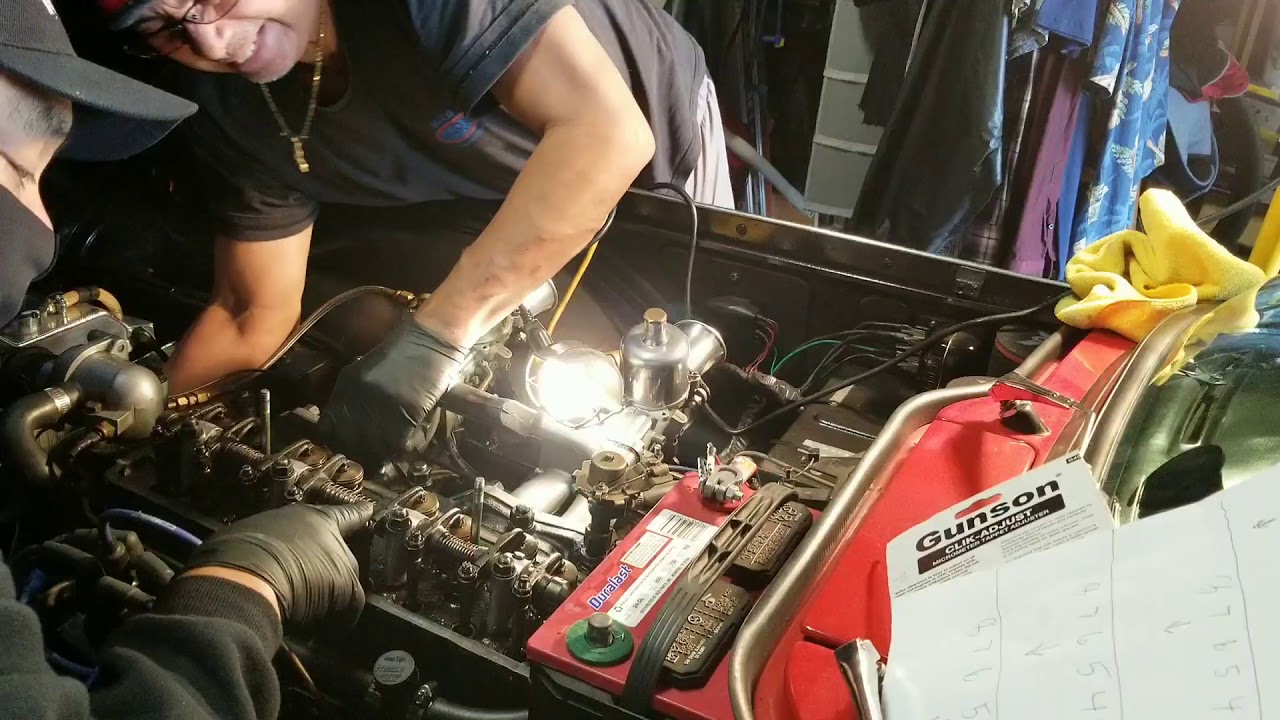 Checking our Valve Adjustment on Triumph Tr4 - YouTube