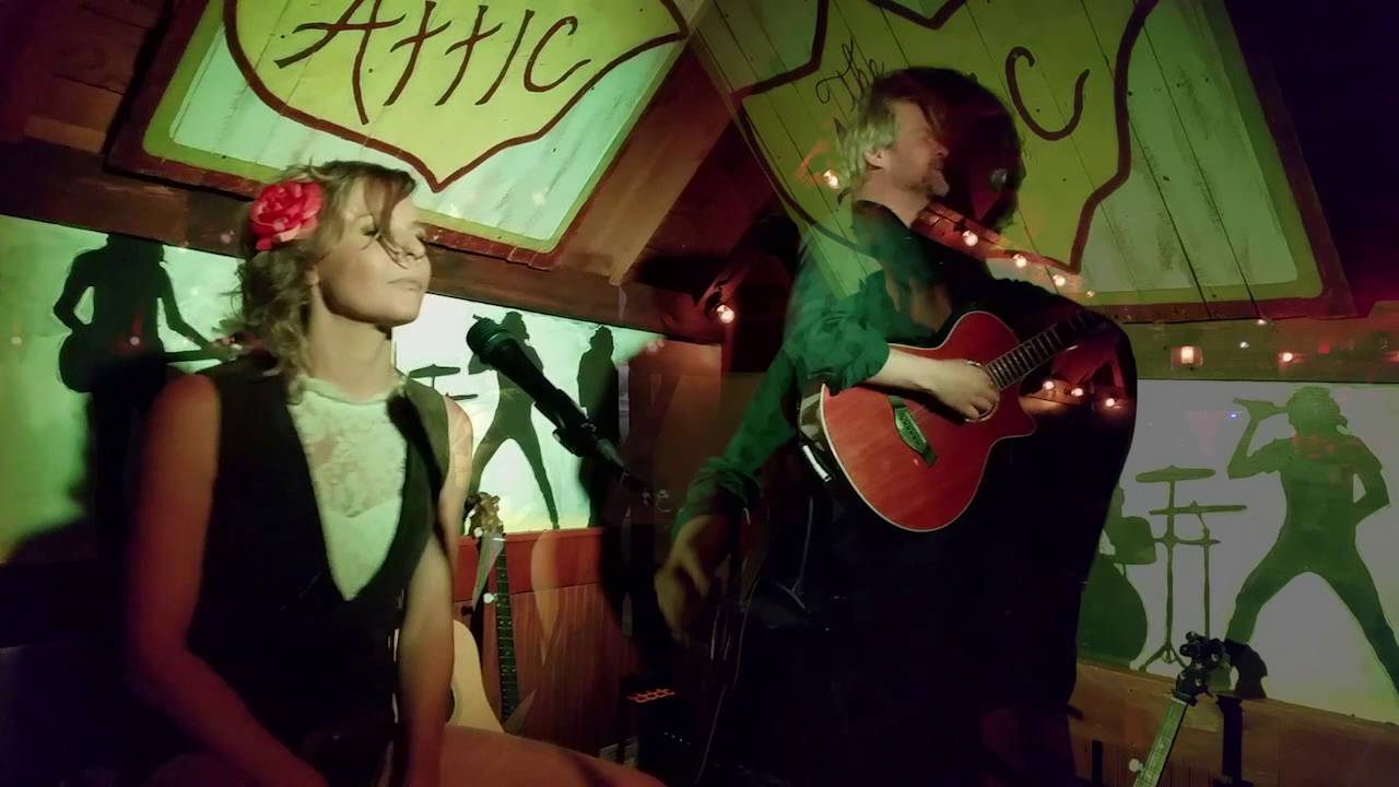 Gigi Edgley and Todd Lowe: CHANGED THE LOCKS: Lucinda Williams - YouTube