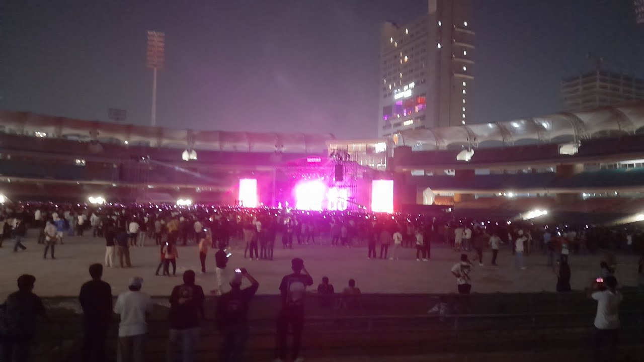 50 CENT SINGING PIMP LIVE IN CONCERT #50cent #50centfinallaptour # ...