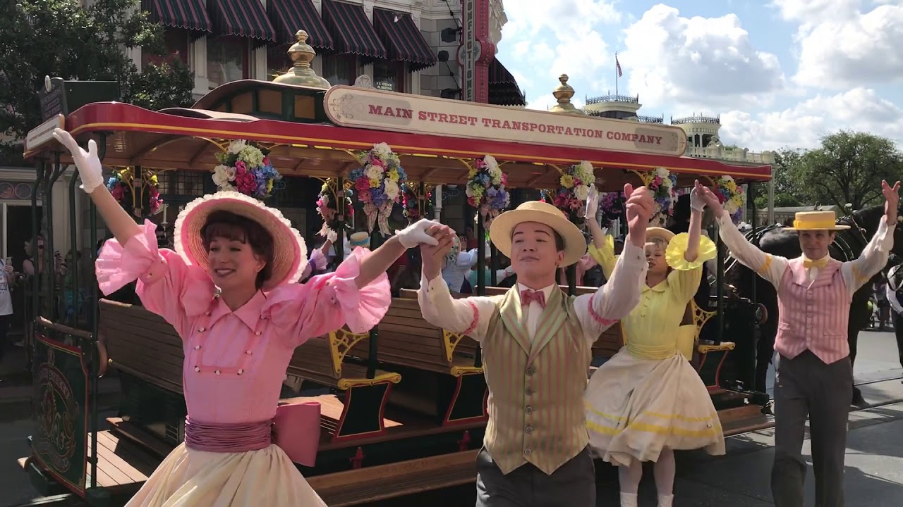 Trolley Show - Main Street USA - Magic Kingdom - YouTube