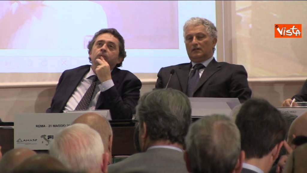 BERLUSCONI AL TELEFONO: M5S PERICOLO PER DEMOCRAZIA, PRENDE I VOTI DI ...