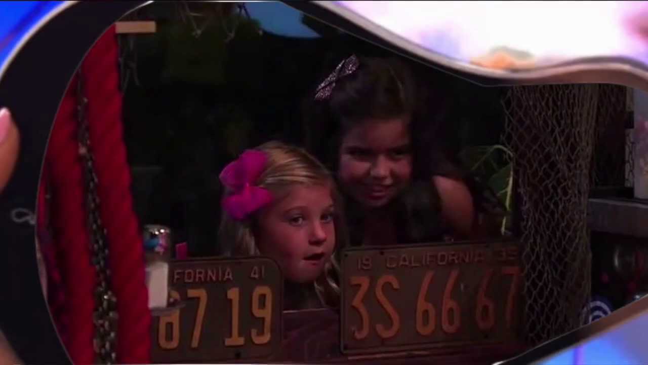 Sam and Cat Fan made Intro - YouTube