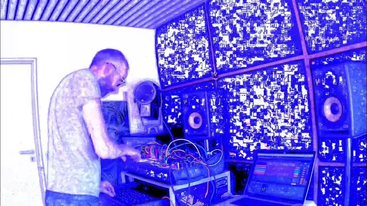 MaxPacemaker | Modular Techno snippet #03 - YouTube