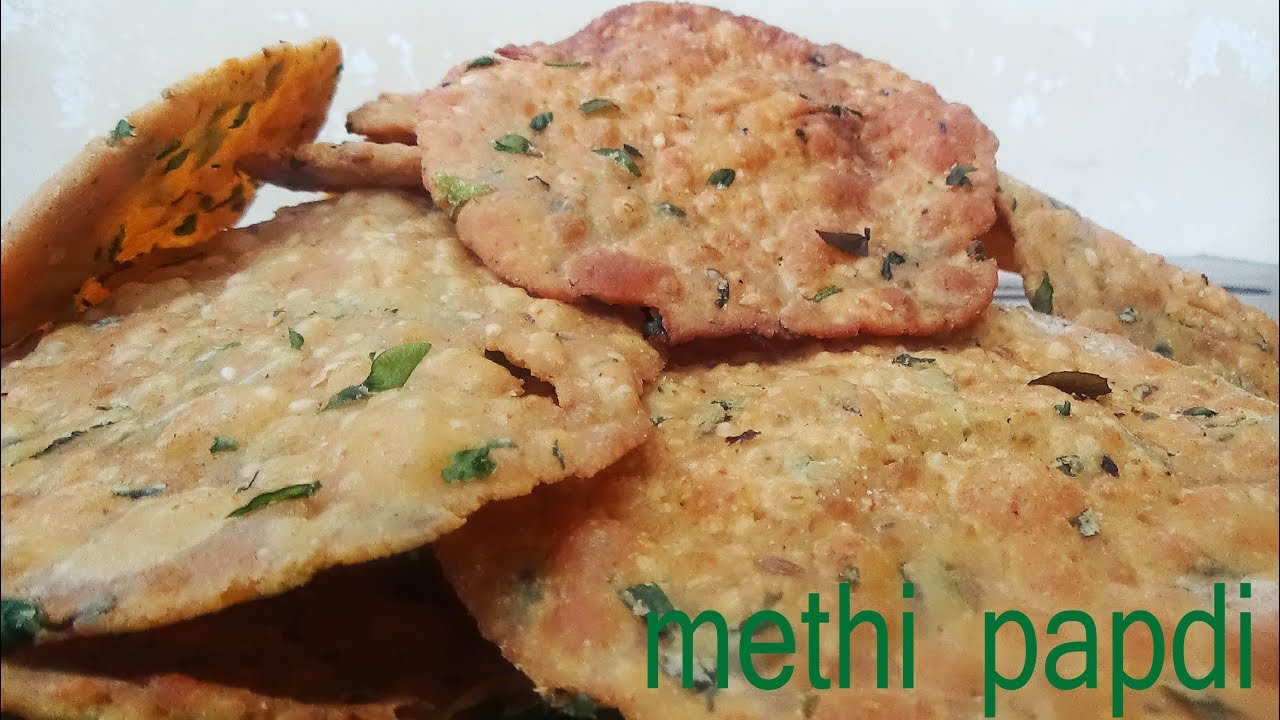 methi papdi testy delicious crispy helthy bearkfast dish || मेथी पापडी ...