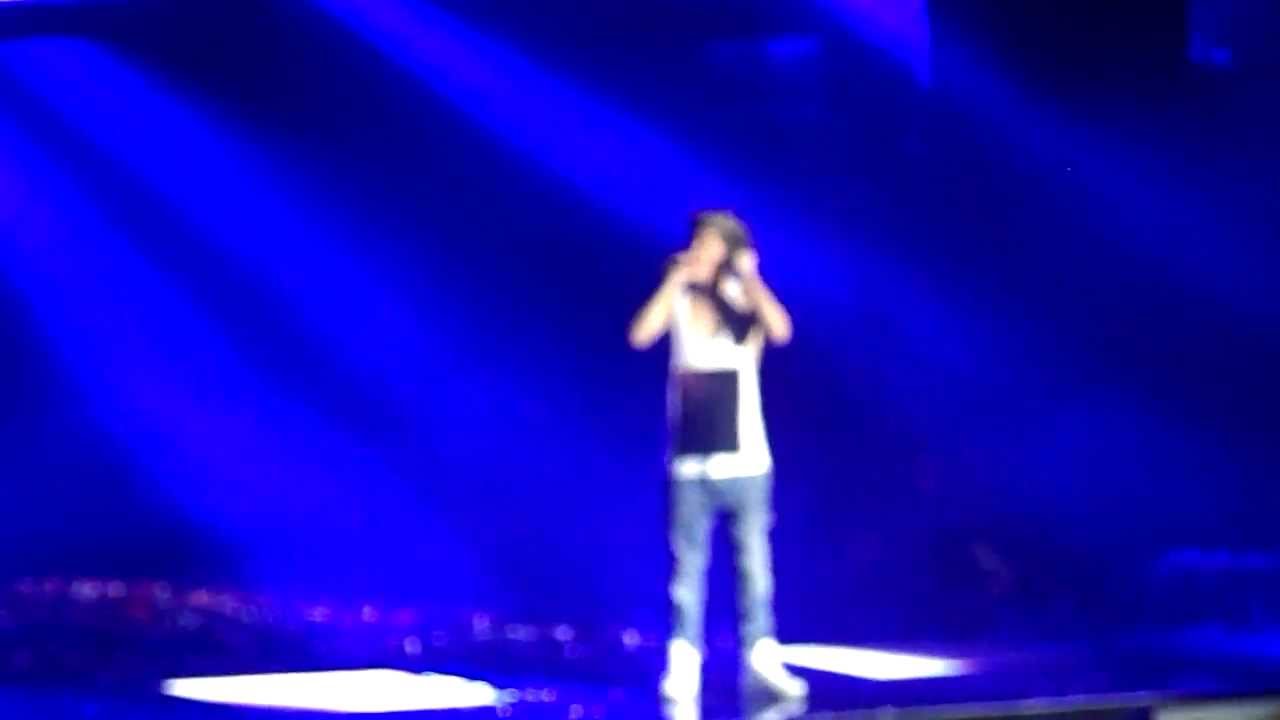 One Direction - Niall Horan speech (Take Me Home Tour, London) - YouTube