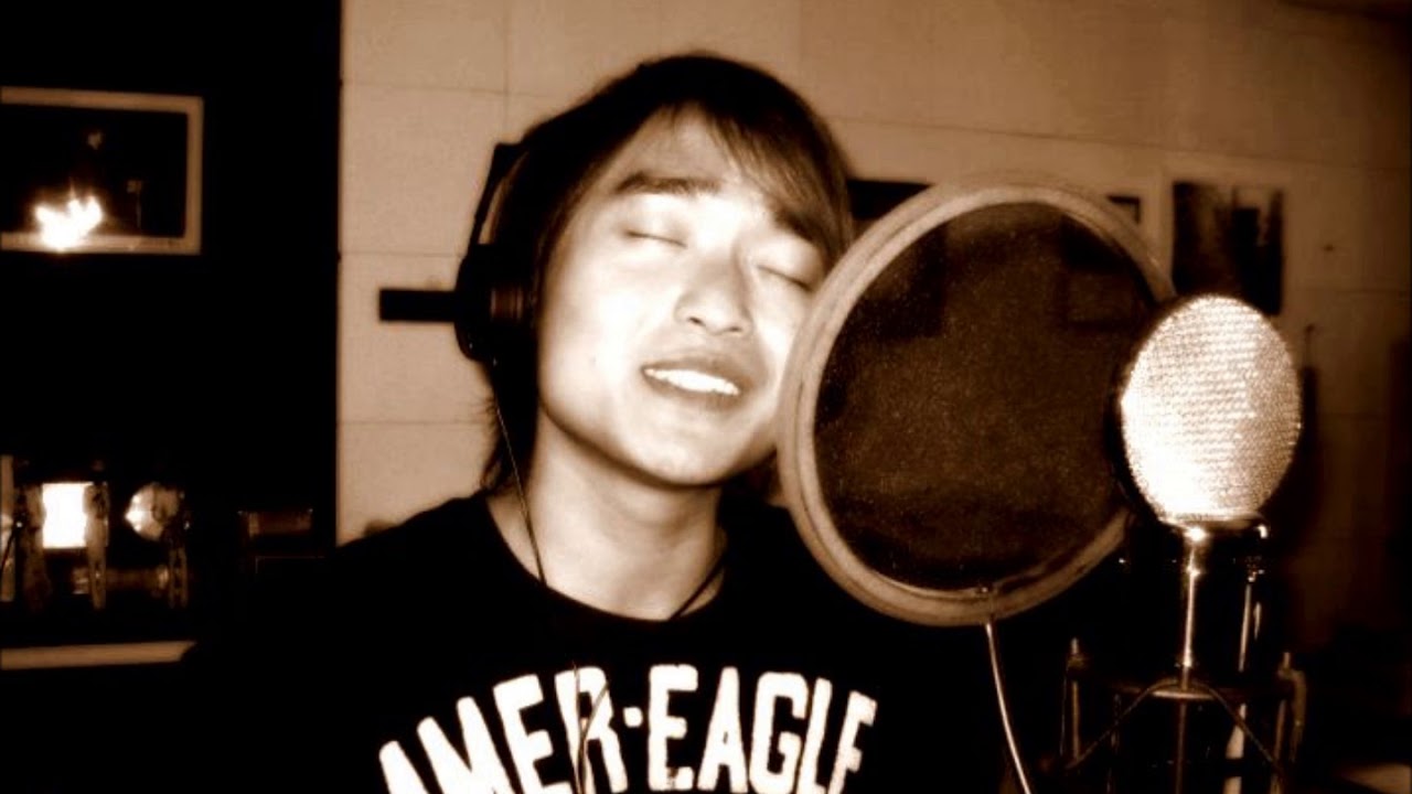 Moon (月光 ) by Hyde Peng Zhan - YouTube